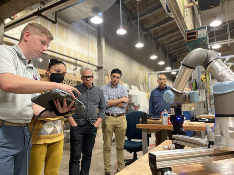 Universal Robotics Demo | Trimble Technology Lab | Washington State ...