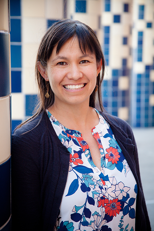 Microscopic partners could help plants survive stressful environments ...