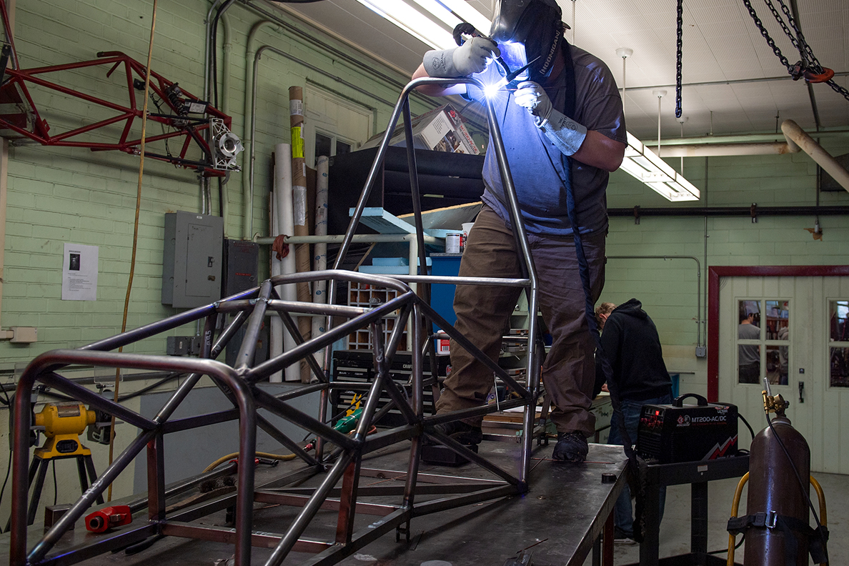 Wazzu Racing gives students hands-on learning opportunity – WSU Insider