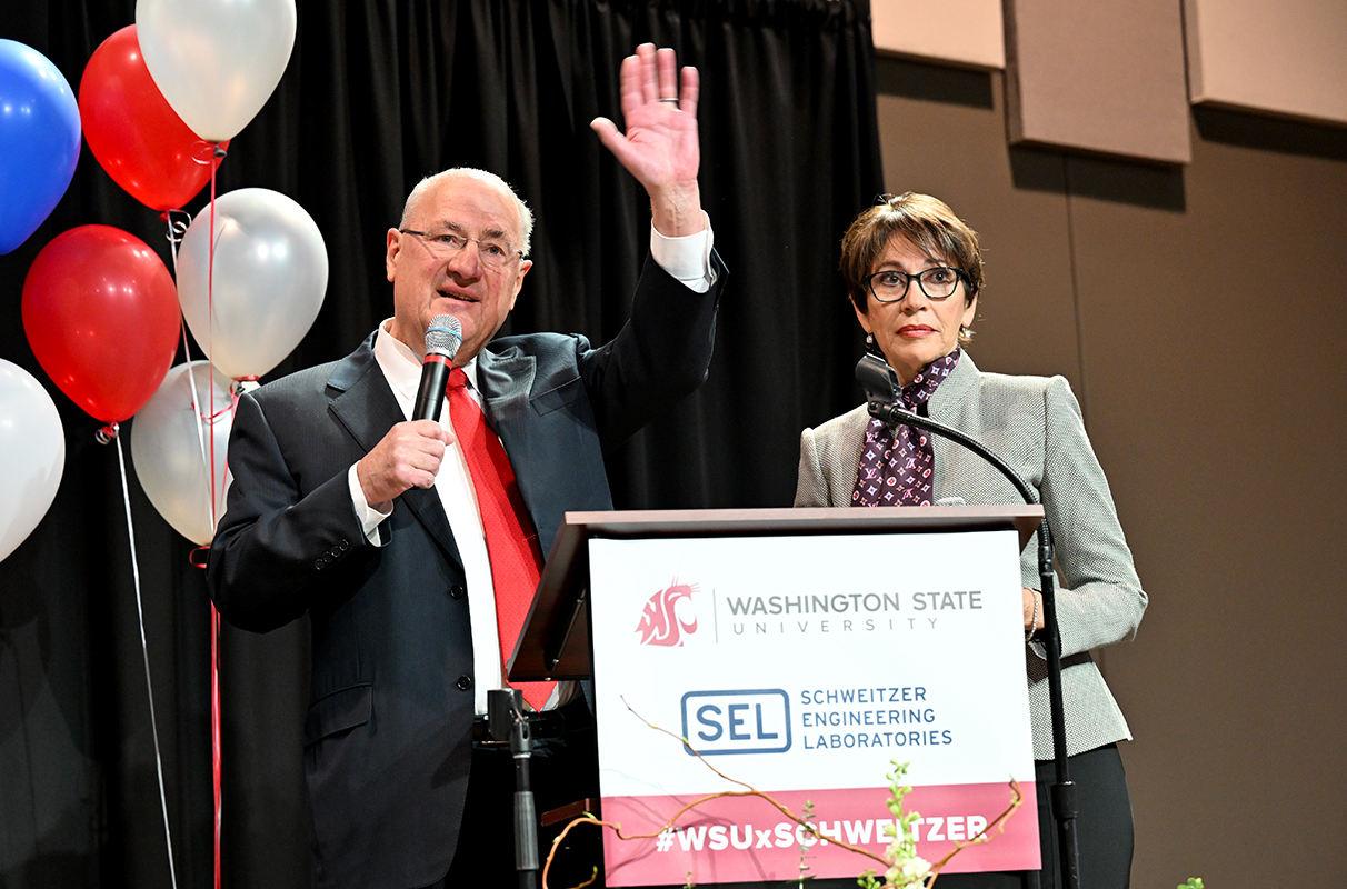 Photo gallery from landmark gift announcement – WSU Insider