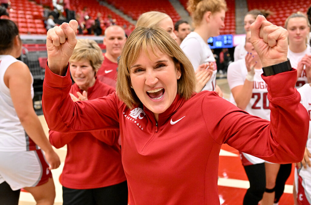 Kamie Ethridge named National Women’s Basketball Coach of the Year by ...