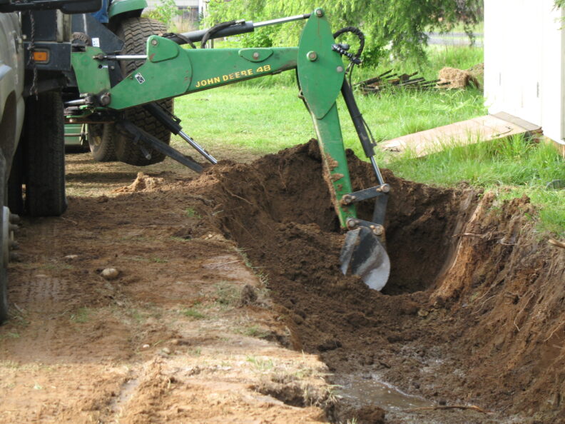 Building a Gravel Infiltration Trench | Rural Stormwater Solutions ...