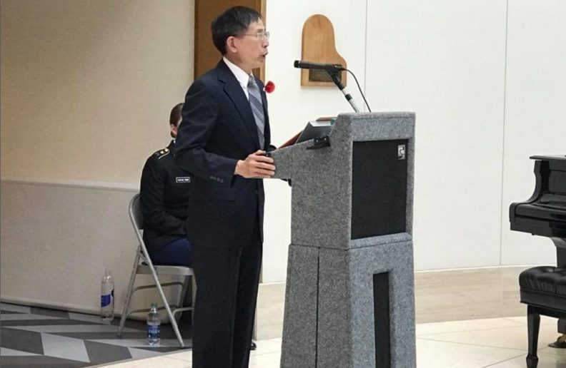 Assoc. Professor Raymond Sun receives ‘Honorary Cadet’ award | History ...