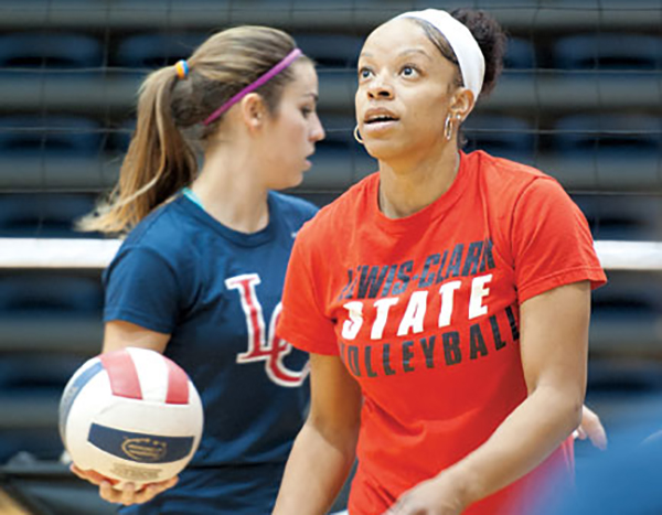 LaToya Harris ’03—Standing out | Washington State Magazine | Washington ...