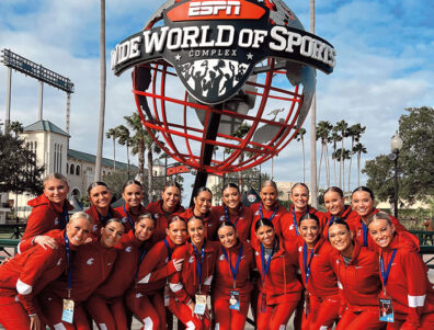 Cheer champs | Washington State Magazine | Washington State University