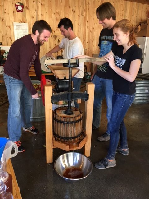 CESI lab makes Apple Cider! | Clean Energy Lab Site | Washington State ...
